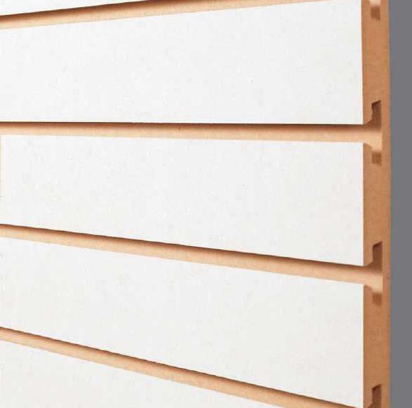 PANEL RANURADO BLANCO – Pajaro Carpintero