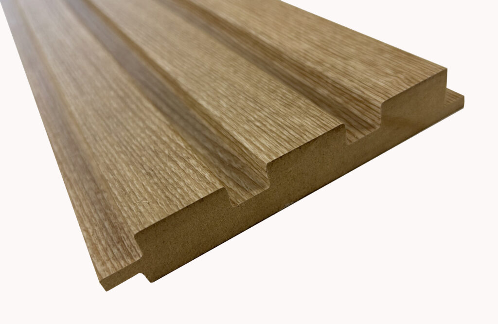 Lambrin AGT – 3771 3039 Delphi Oak – Pajaro Carpintero